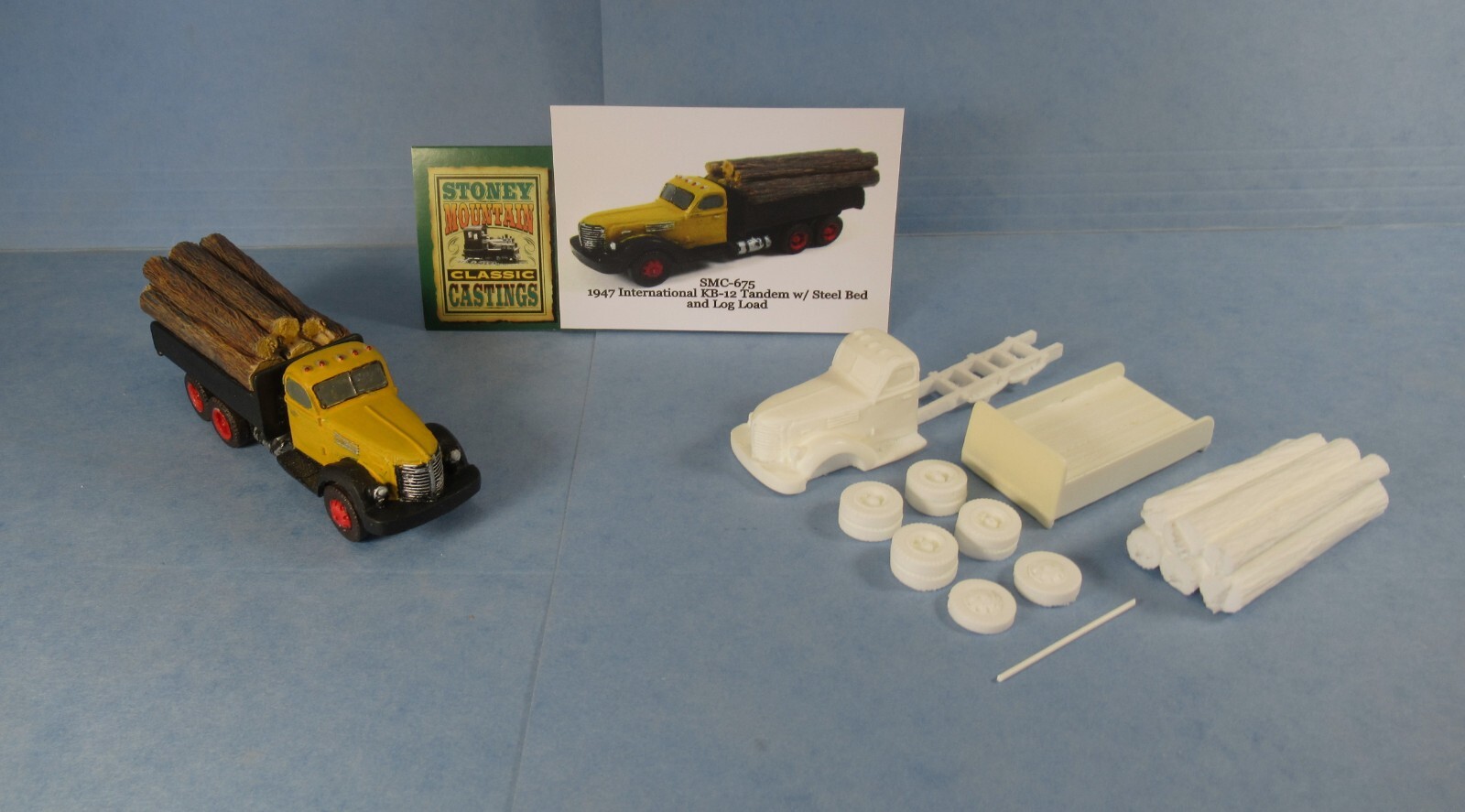SMC-675 1947 International KB-12 Truck w/Log Load HO-1/87 Scale White ...