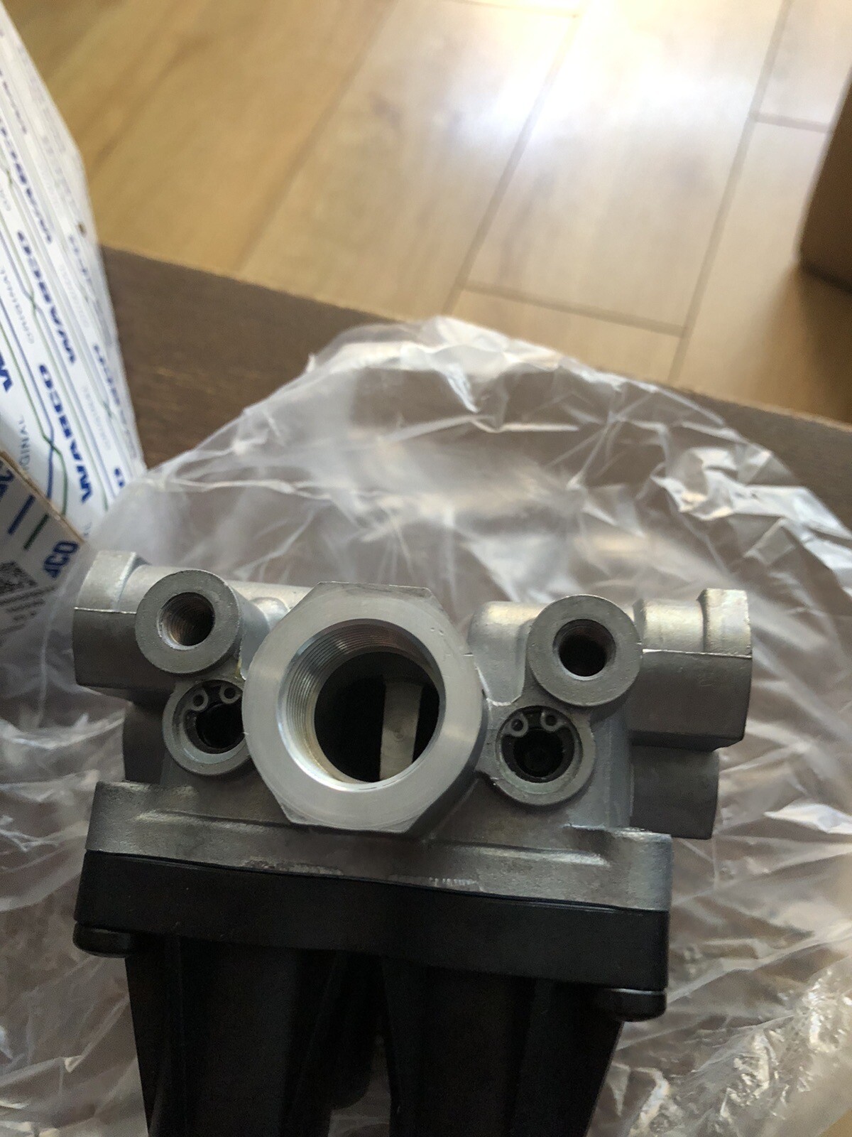 WABCO Quadruple Protection Valve 9347147400 for sale online | eBay