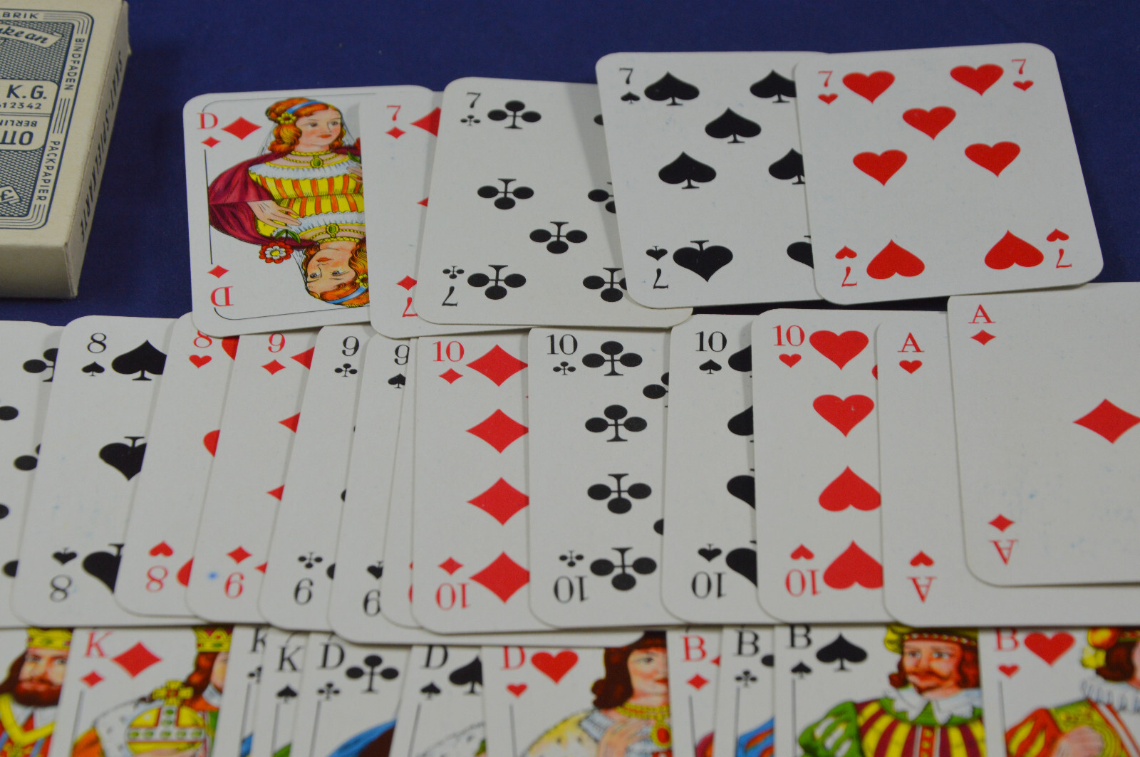 VINTAGE GERMAN DECK OF PLAYING CARDS Otto Henke K.G. BERLIN COMPLETE ...