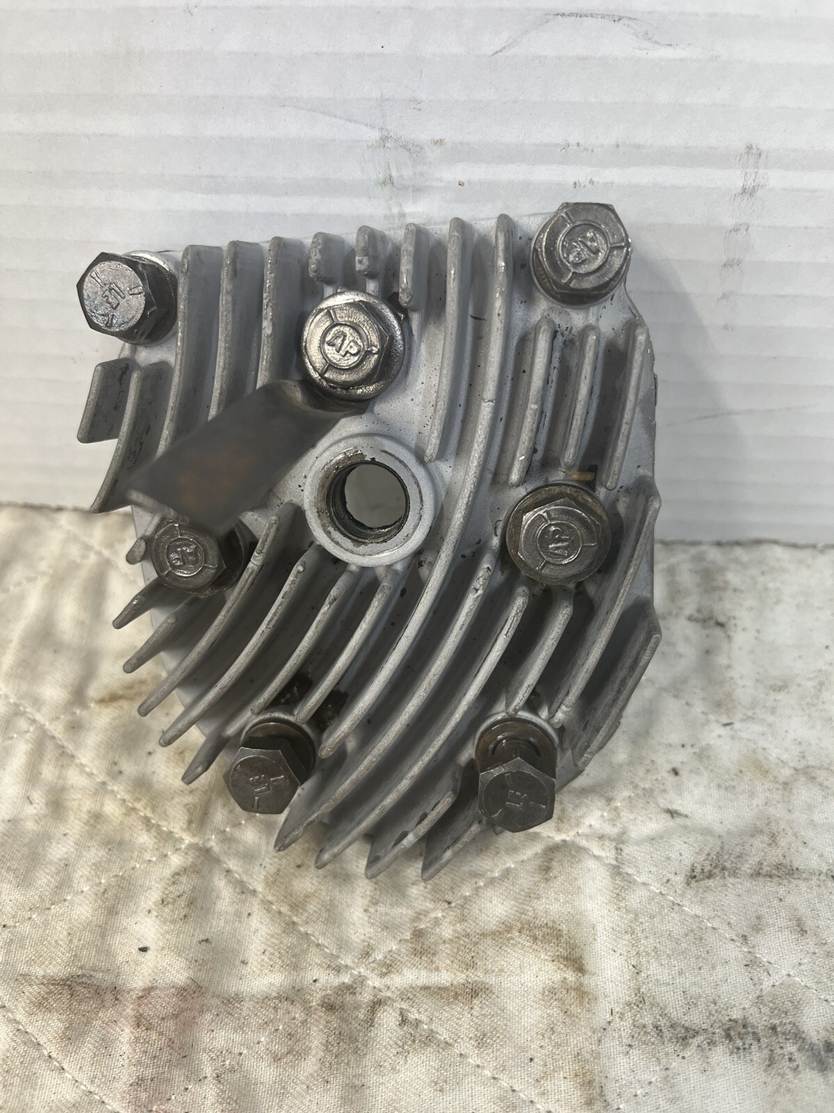 HEAD came off a Vintage Clinton engine model 300SL-1 serial no. 0008688 ...