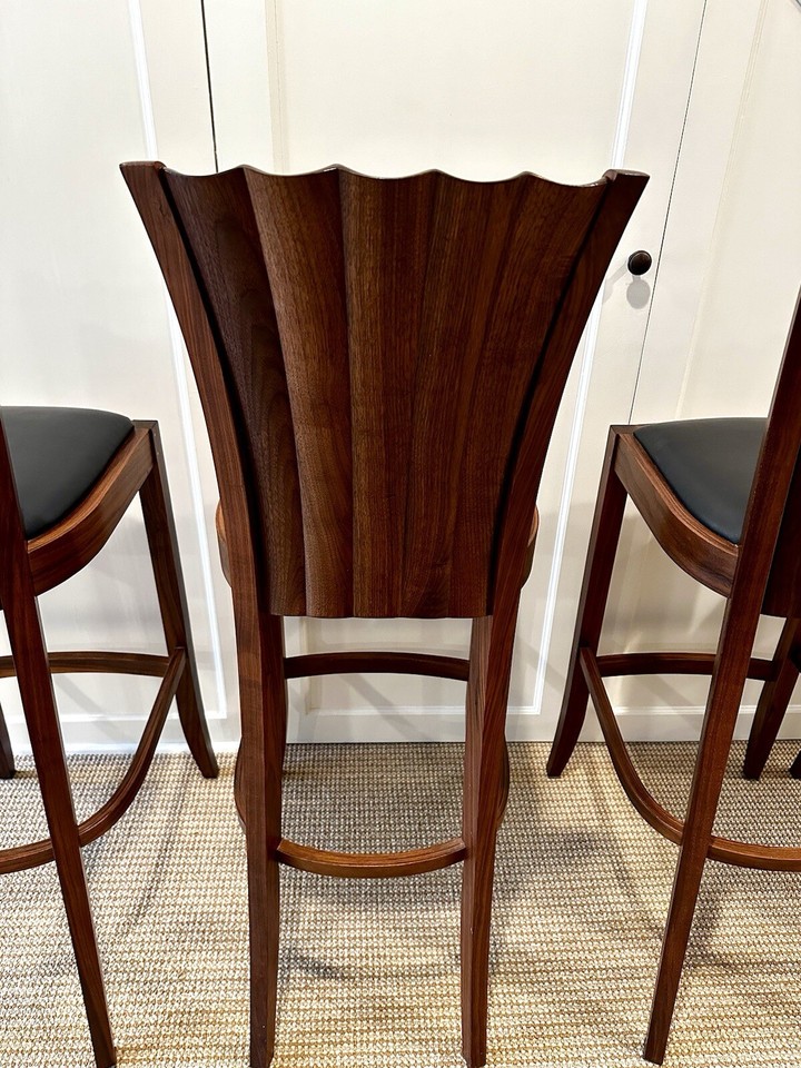4 Thomas Moser Scalloped-Back Walnut “Aria” Bar/High Counter Stools ...