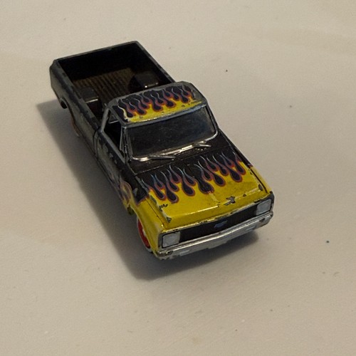 Greenlight Muscle Car Garage Up in Flames 1971 Chevy C10 Truck 1:64 ...