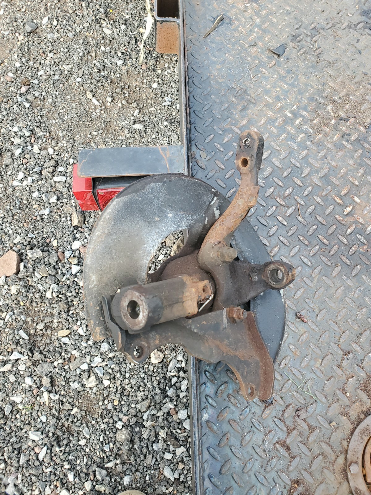 1969-1982 C3 CORVETTE FRONT SPINDLE STEERING KNUCKLE OEM LEFT and RIGHT ...