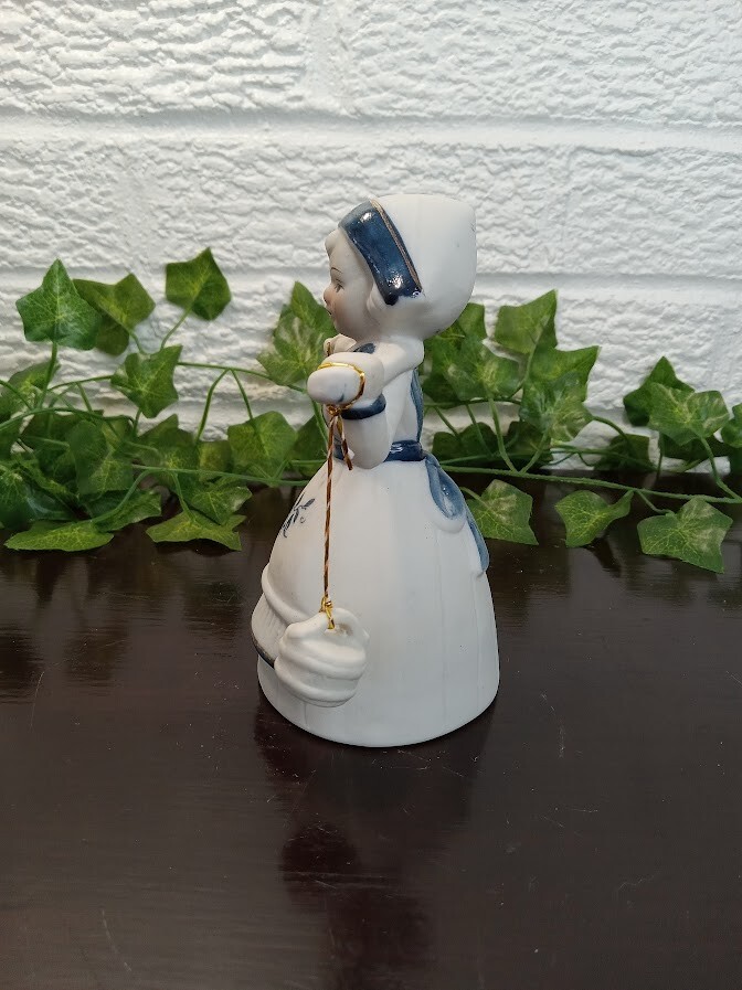 Delft Blue Dutch Girl W/ Buckets Bell Hand Painted 5 1/2" Tall Ceramic ...
