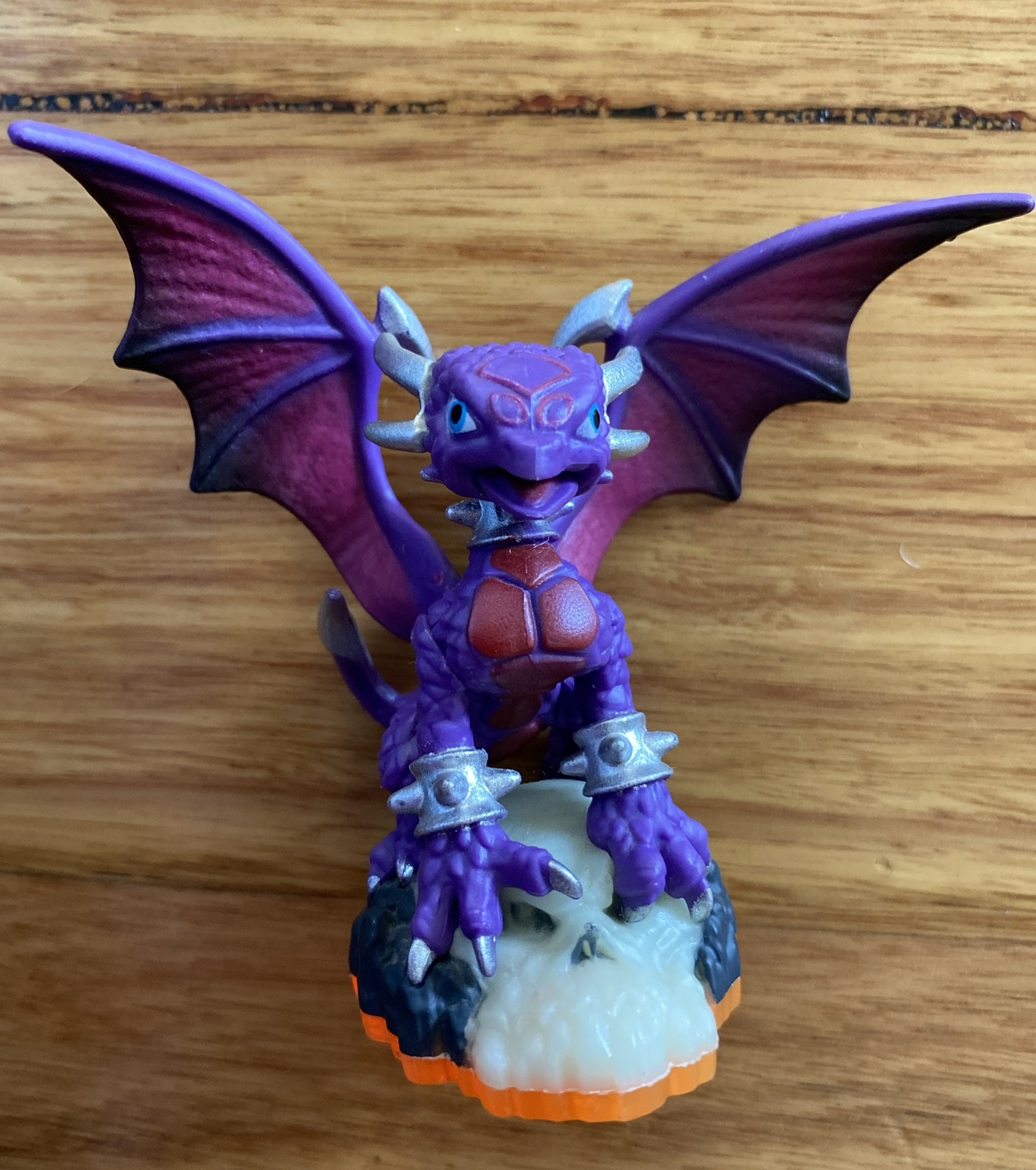 Skylanders Cynder Toy Spyro's Adventure Activision Character Action ...