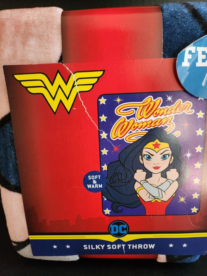 Wonder Woman Silky Soft Throw 40 X 50" Purple Stars ripped package NEW ...