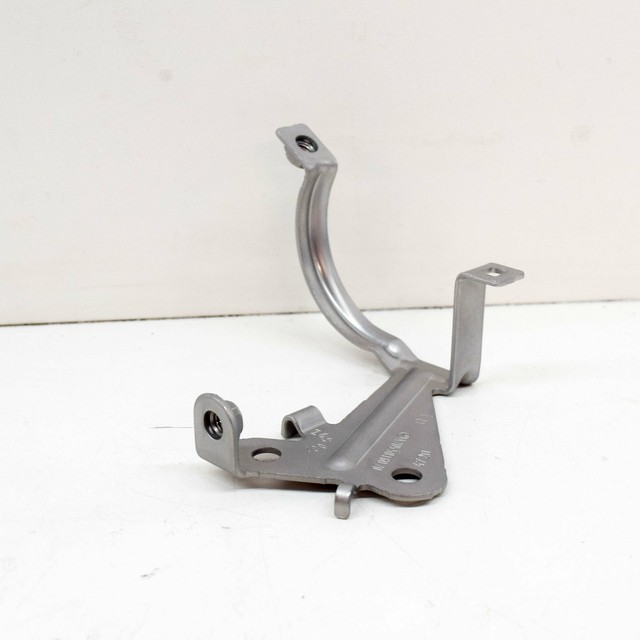 MERCEDES-BENZ C Coupe C205 Water Pump Holder A2055016020 2015 GENUINE ...