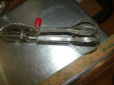Vintage Ekco Egg Beater Red Wood Handles Hand Held Mixer 11.5" | eBay