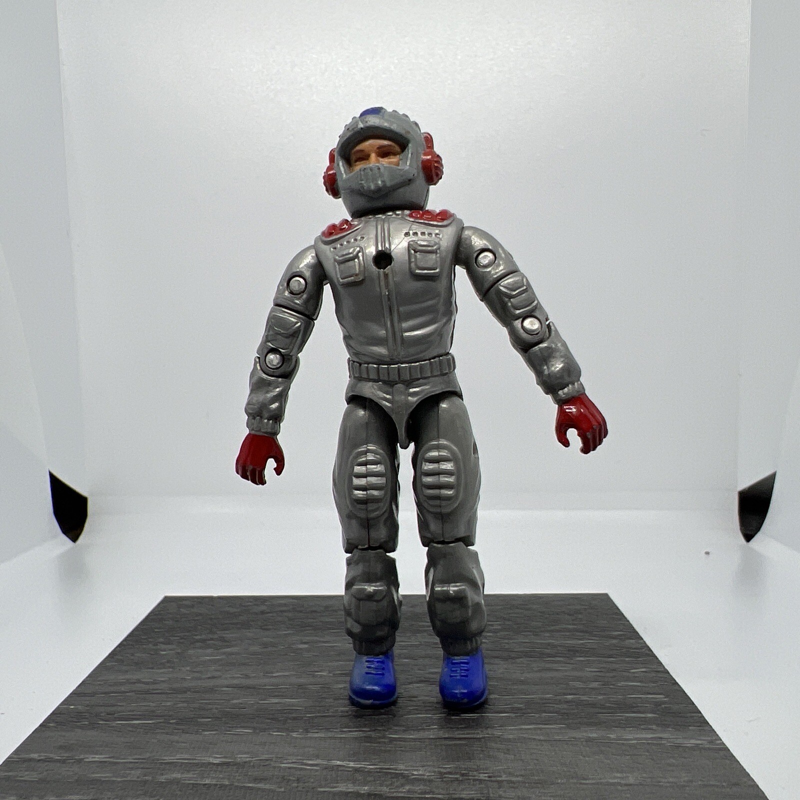 1986 REMCO action figure 3.75 in Defenders of Peace Original. Great ...