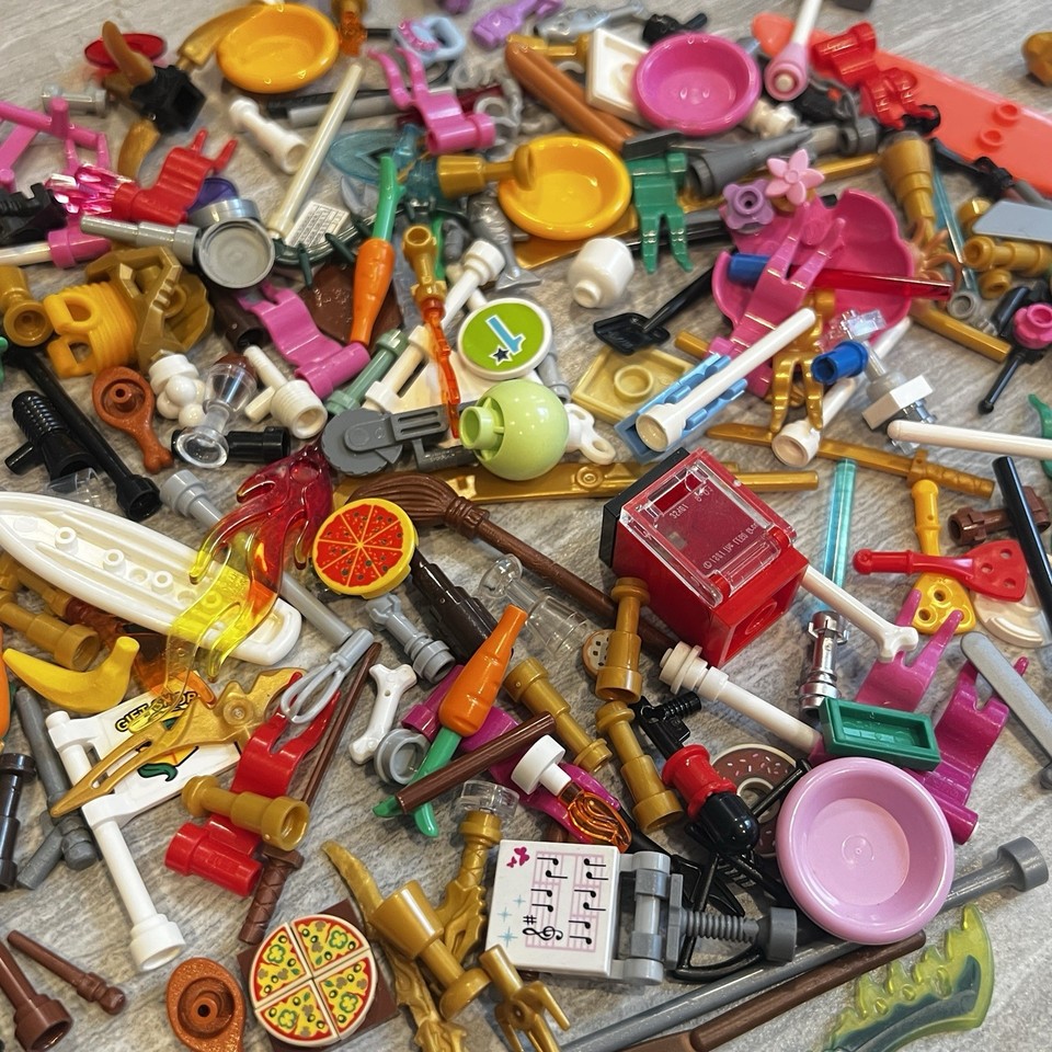 20 Pieces ~ LEGO Minifigure Bulk Accessories LOT RANDOM Tools, Weapons ...