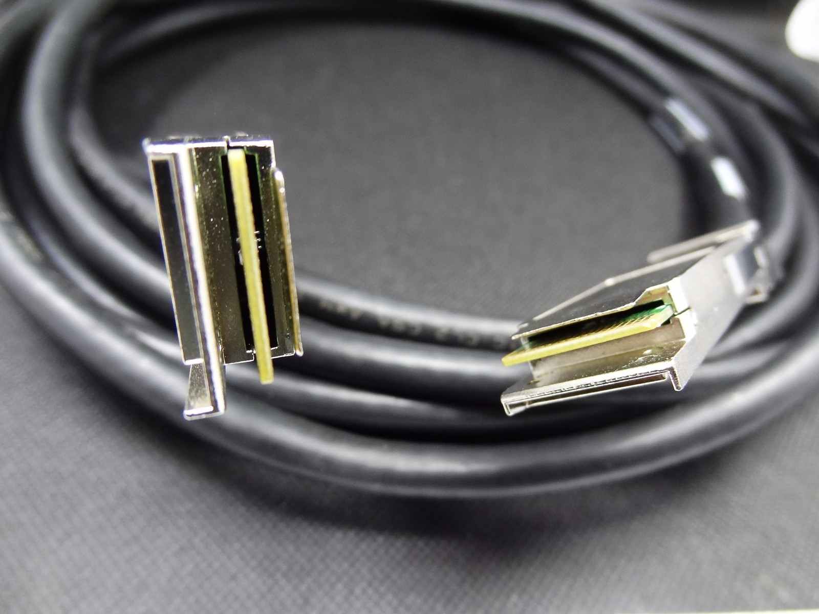 NetApp 112-00178 External SAS Cable 16 ft ( 5 Meters ) | eBay