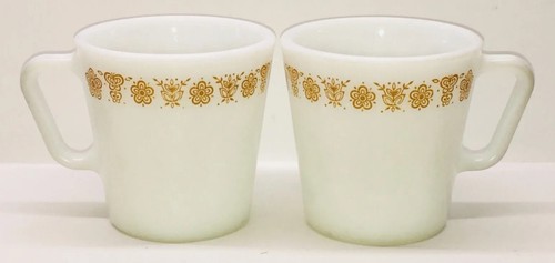 Pyrex Corning Vintage Coffee Cups Mugs Butterfly Gold D Handle Set of 2 ...