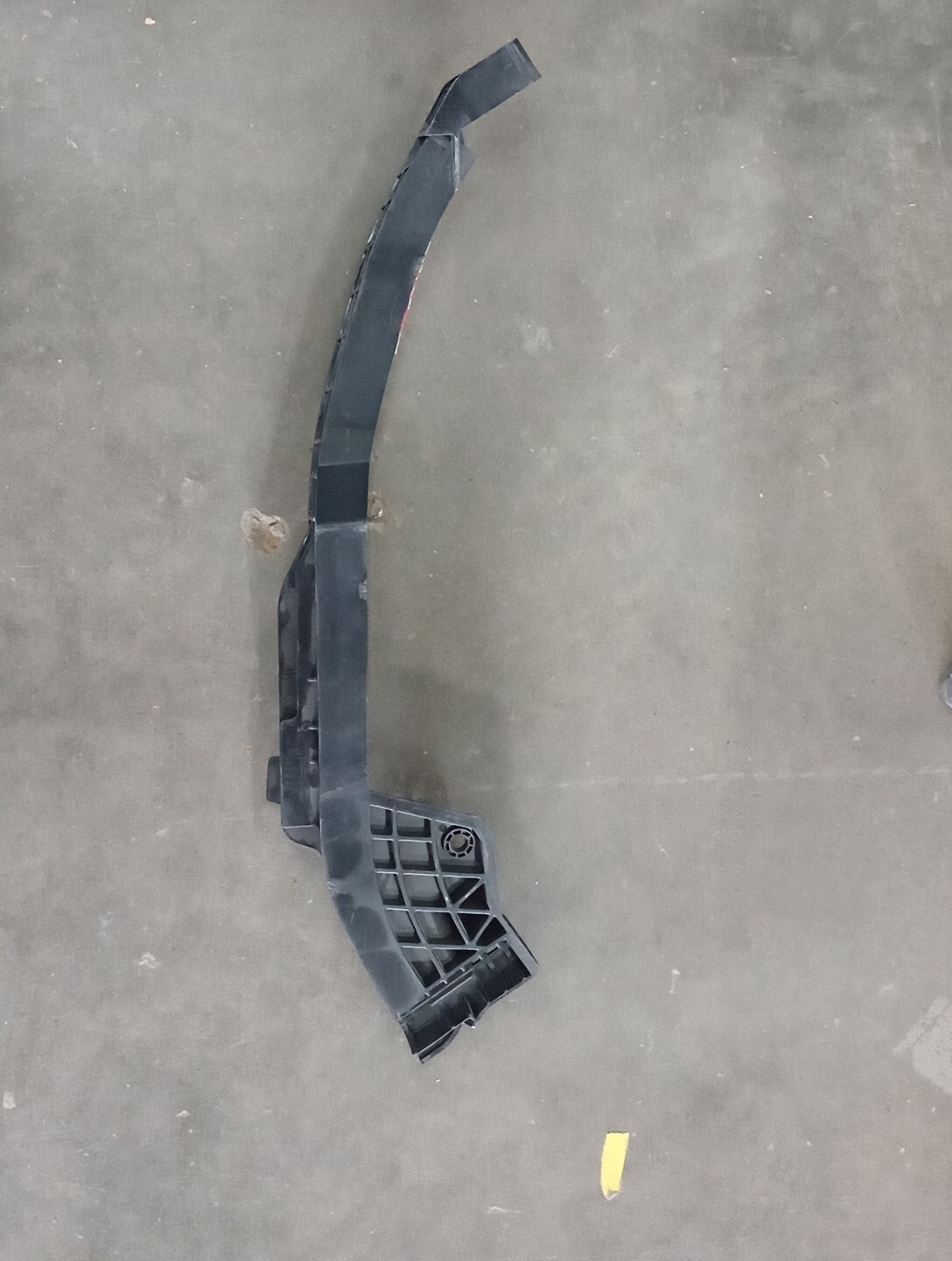 Honda OEM 2018 Accord Front Bumper Grille Grill-upper Support Left ...