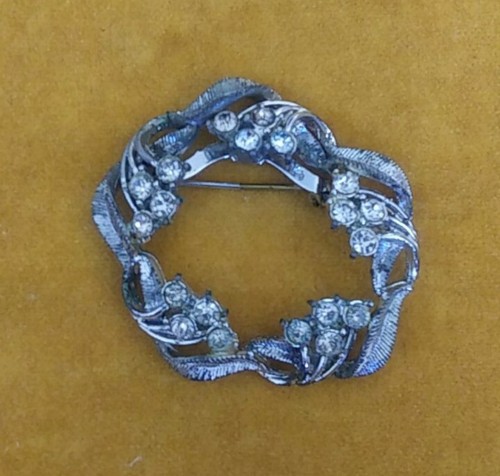 Vintage antique white silver wreath brooch pin | eBay
