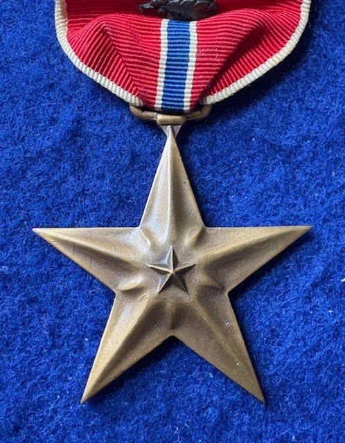 WW2 Era US Army Bronze Star Medal with an OLC, Oak Leaf Cluster to ...