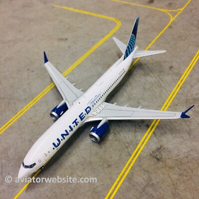 Gemini Jets 1/200 United Boeing 737 MAX 8 "Being United" - N27261 ...