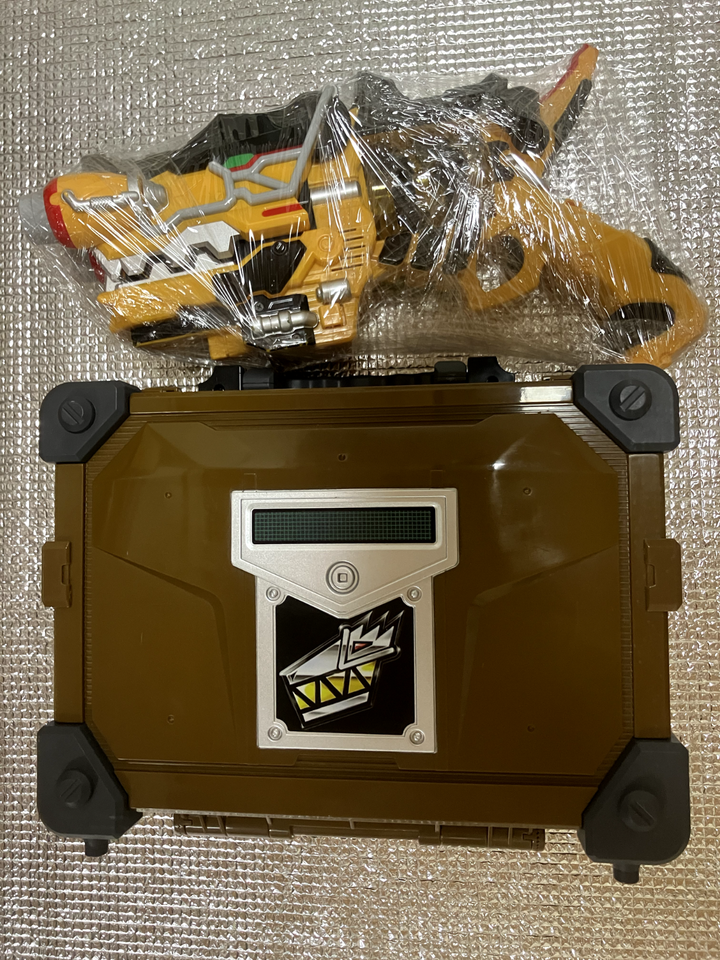 Power Rangers Dino Charge Morpher Kyoryuger DX Gaburevolver zyudenchi ...