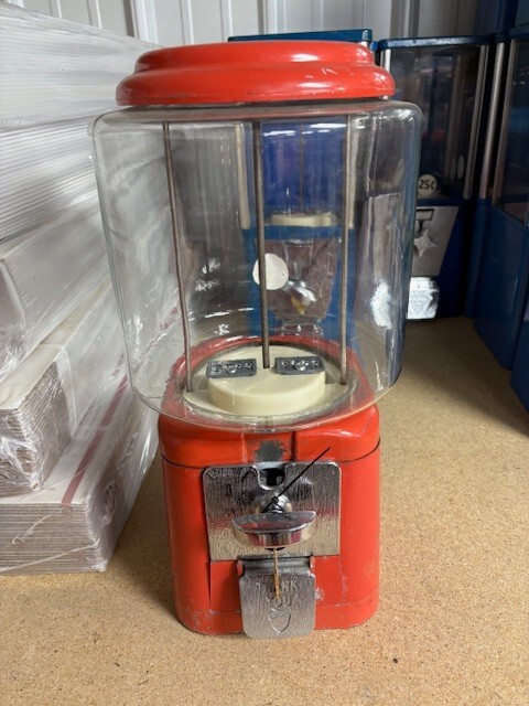 Antique Oak Acorn 11 lb Round Glass Globe Gumball Candy Nut vending ...