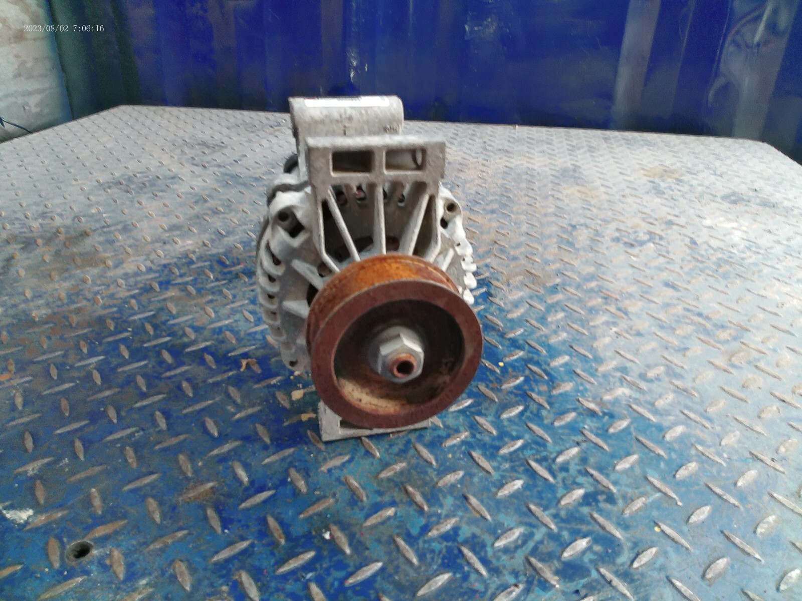 2010 MACK MP8-445C ENGINE ALTERNATOR P/N: 8600889 | eBay