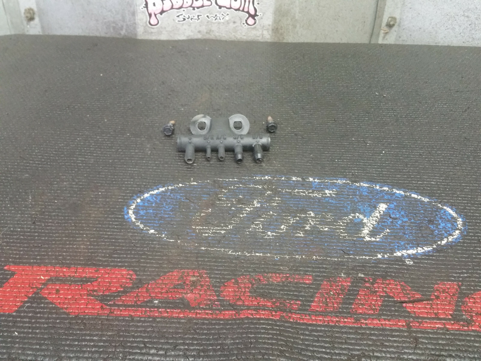 87-93 Ford Mustang Vacuum Distribution Block Tree Brake Booster ...