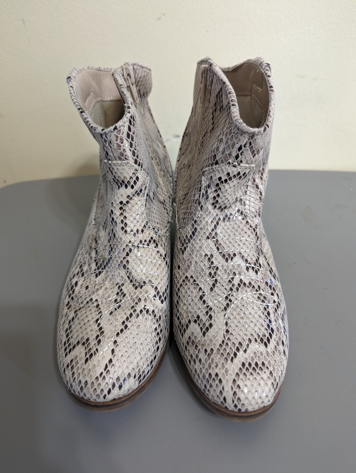 Women's SO Faux Snake Skin Ankle Boots Western Shoes Size 10M | eBay