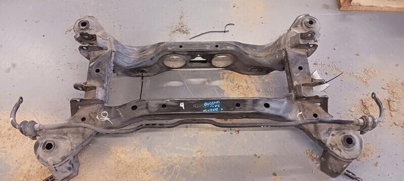 2010 - 2012 Hyundai Santa Fe 2011 2013 Kia Sorento Rear FWD Subframe ...