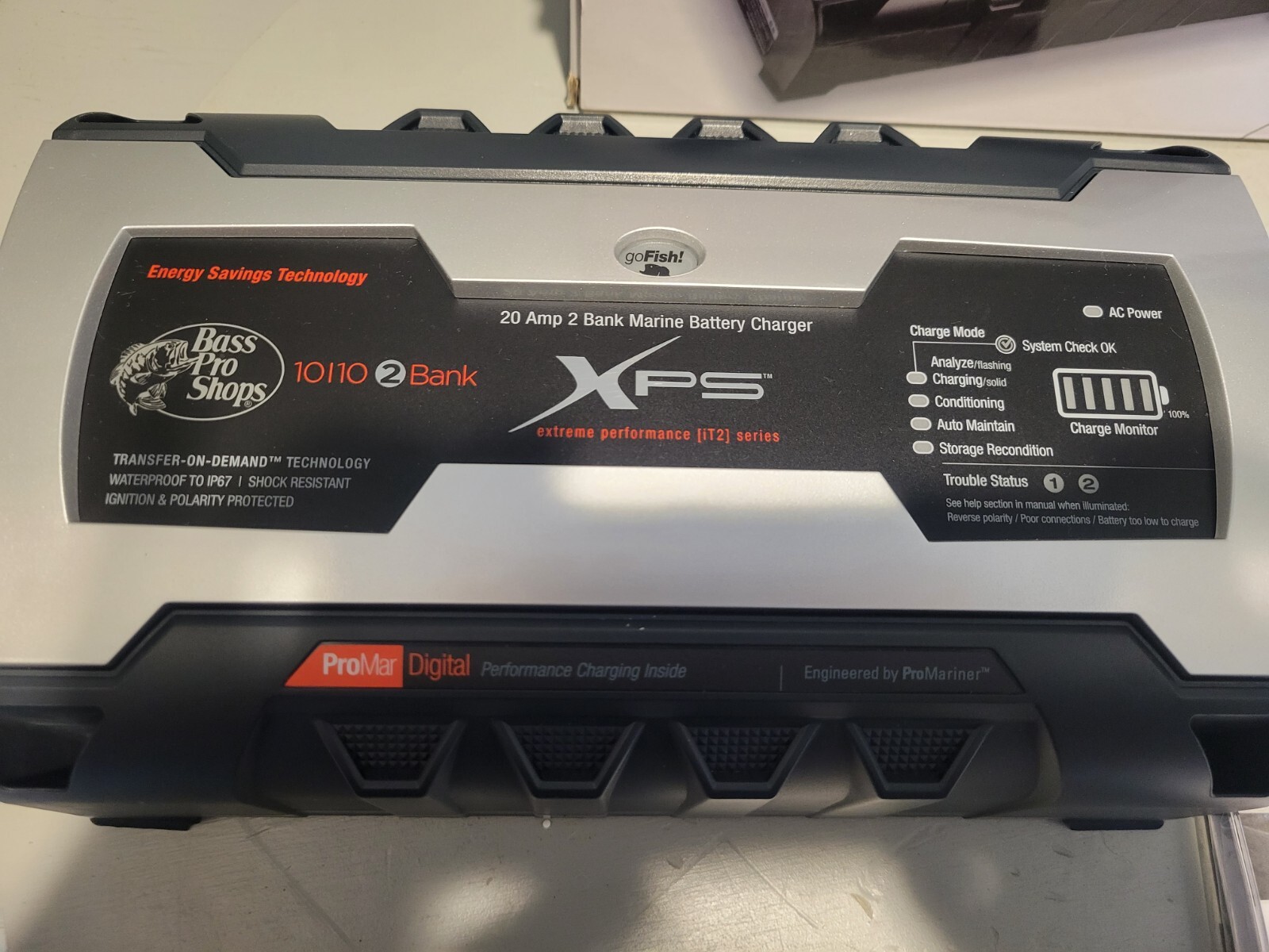 XPS 10/10 2 Bank Marine Battery Charger, 20A, Model xPS iT2 10/10 ...