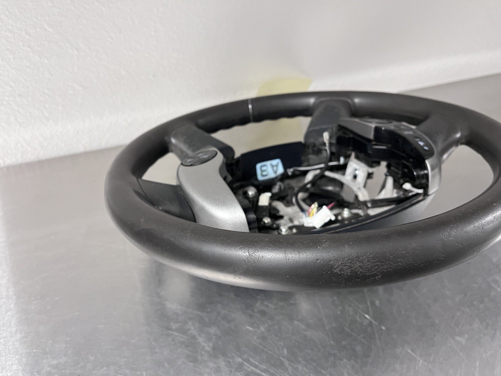 2004-2009 Toyota Prius Steering Wheel with Switch Controls | eBay