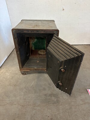 Rare Vintage Large Bank Vault Safe with combination on wheels repair | eBay