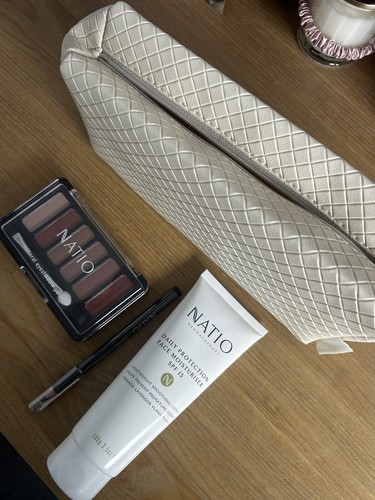 Natio Make Up Gift Set | eBay Australia