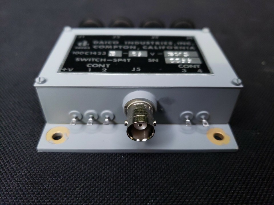 Daico 4-Way DC to 1GHz BNC Switch 26VDC Relay 100C1423B-26V-BNC - New ...