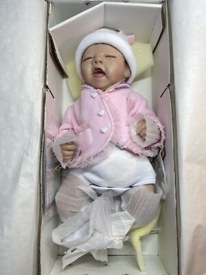 ASHTON DRAKE / TOBY MORGAN 17 INCH VINYL & CLOTH WEE WIGGLER "SARAH ...