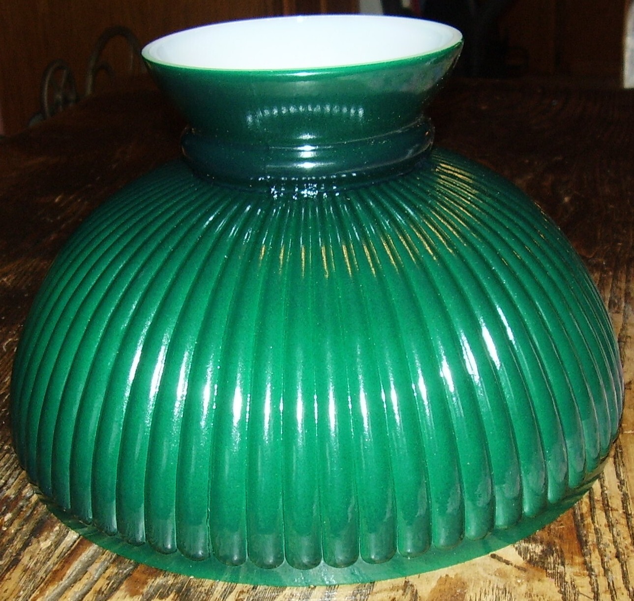 N301 10" Aladdin GREEN Cased Ribbed Glass Shade for old antique oil ...