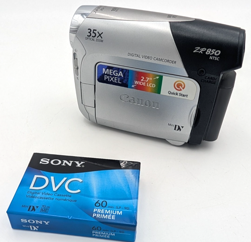 Canon ZR850 DV Camcorder, 35X Digital Zoom, 1000X Opti Zoom, w/Battery ...