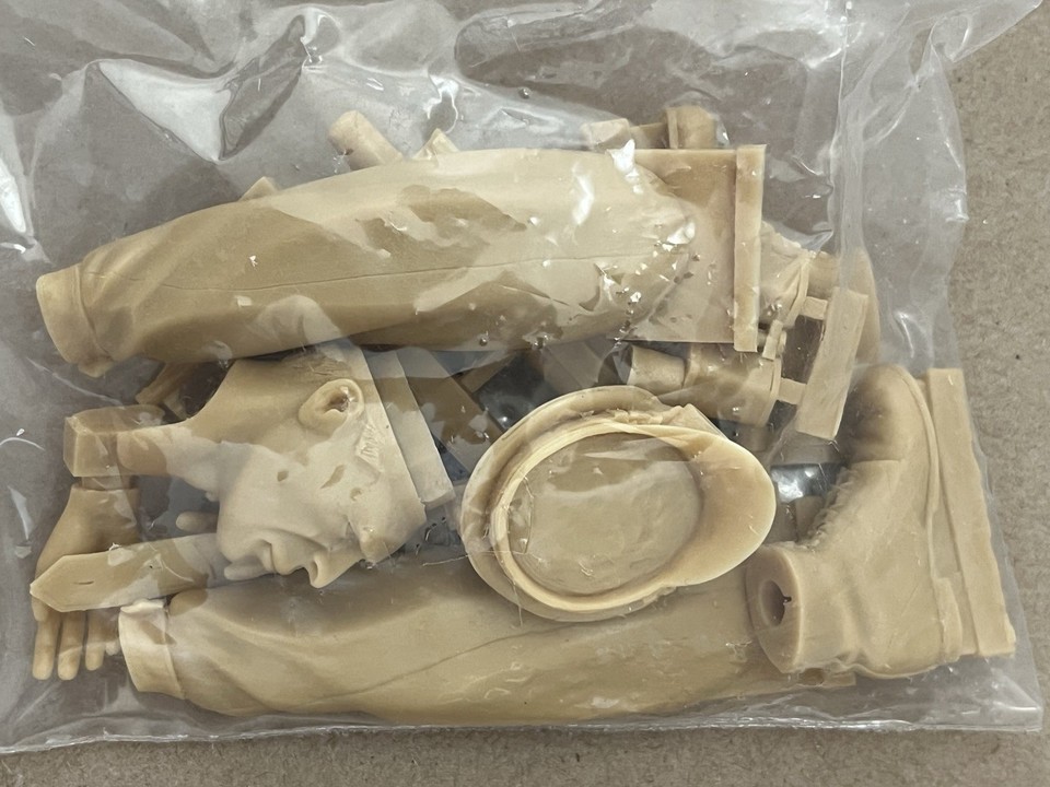 1/9 200 mm Mirage Hobby German SS Panzer Division France 1944 Resin ...