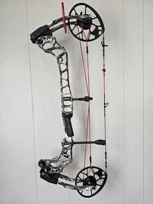 Mathews Triax Compound Bow | eBay