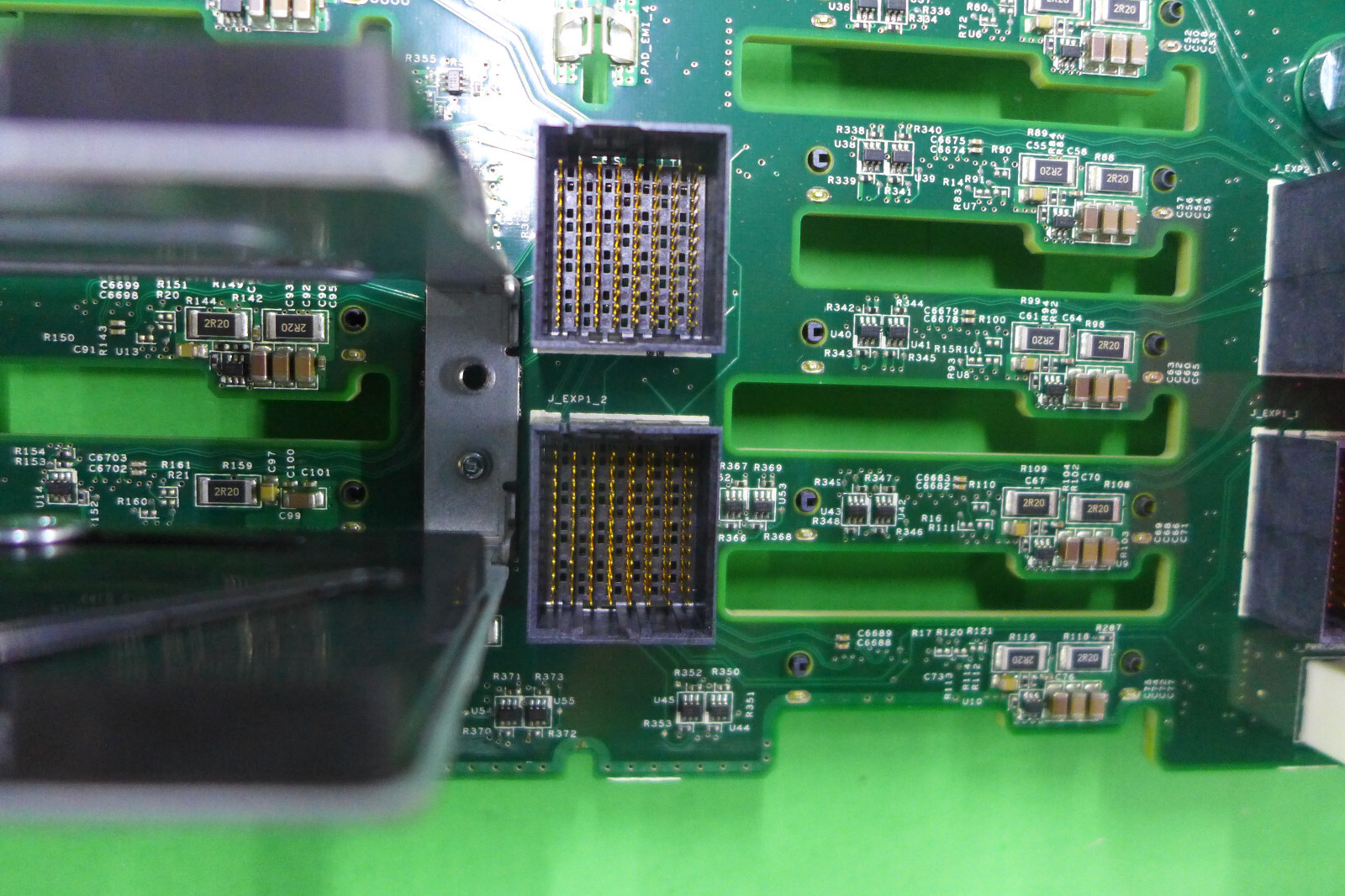 GENUINE Dell PowerEdge VRTX Hard Drive Backplane 2.5" SFF 25-Bay 2CFWT ...