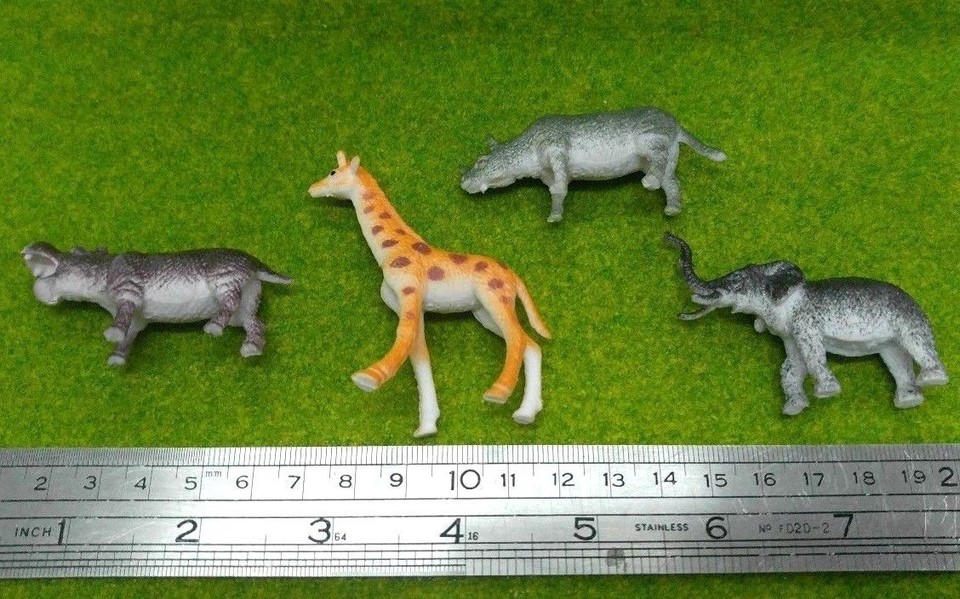 1:87 HO scale Animal Figures for Model Train Layout Zoo Wild animal ...
