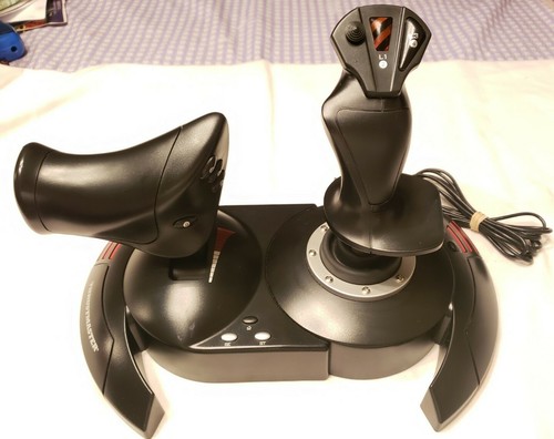 Thrustmaster T-Flight Hotas X Flight Stick (PC/PS3) Great condition, No ...