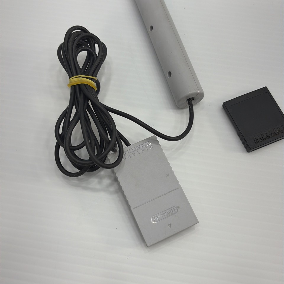 GENUINE NINTENDO GAMECUBE MICROPHONE & MEMORY CARD 59 | eBay Australia