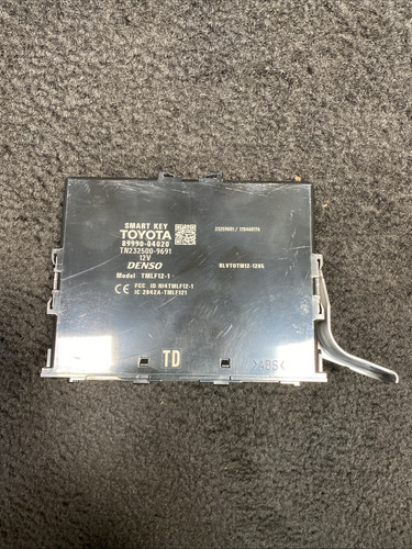 2017 Toyota Tacoma Theft Locking Smart Key Control Module OEM ...