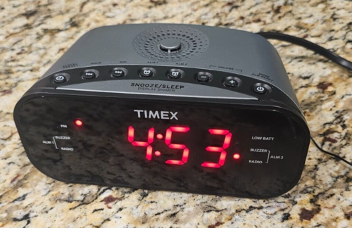 Timex Red Display Dual Alarm Clock AM/FM Radio Battery Backup T231Y | eBay