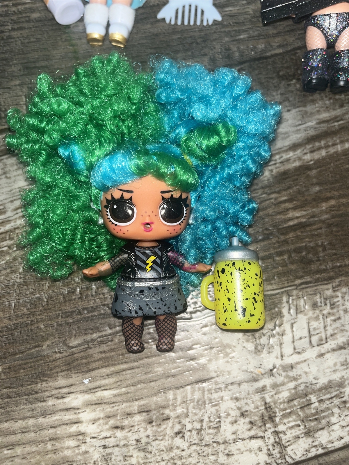 MGA LOL Surprise Rebel Remix Hair Flip Doll Blue Green Curly Hair | eBay