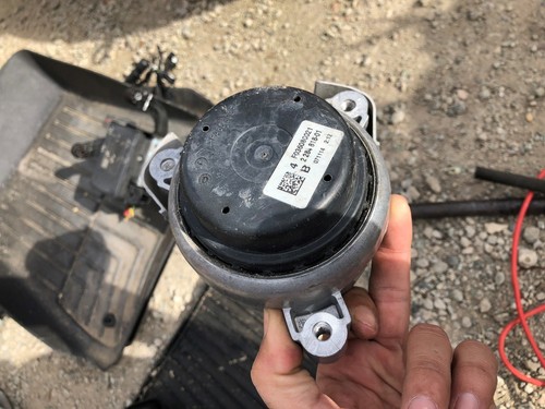 (2014-2018) BMW F80 LCI F82 F83 M3 M4 Engine motor mount RIGHT ...