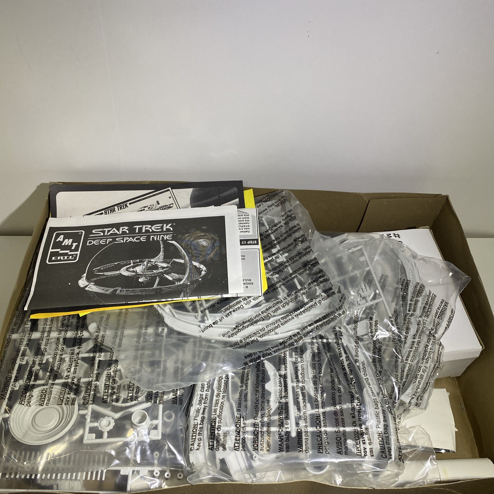 1995 Star Trek Deep Space Nine Fiber Optic Lighting System Model Kit ...