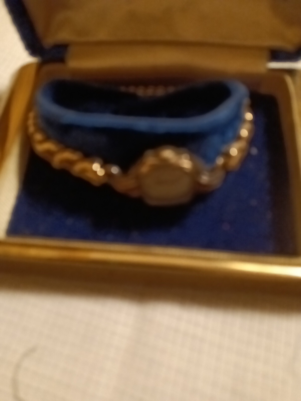 Vintage Rensie Watch Co. 17 Jewel Ladies Watch Swiss Gold Tone For ...