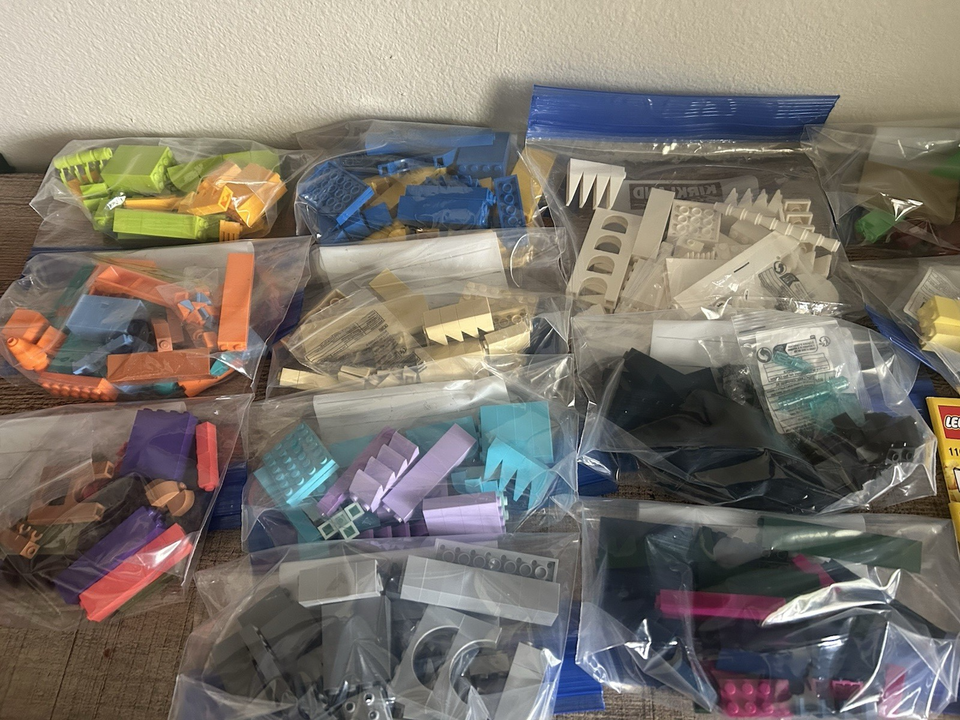 LEGO CLASSIC: Bricks and Animals 1500+ Pieces 11011 W/ Manuals complete ...