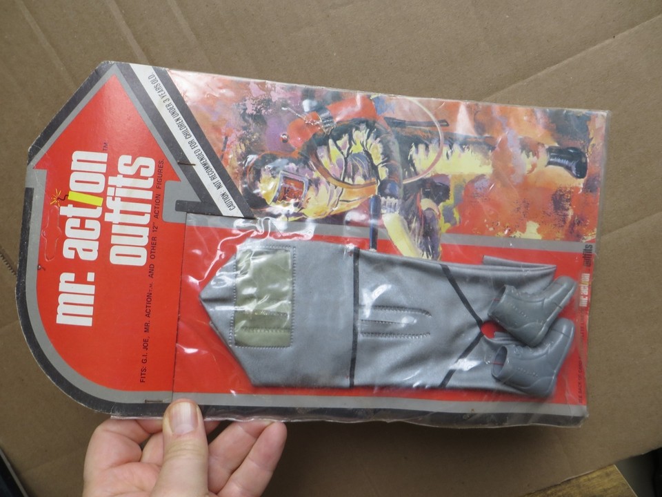 VINTAGE GI JOE 1964: LJN MR. ACTION: BUNDLE LOT OF 4 ACTION OUTFITS ON ...