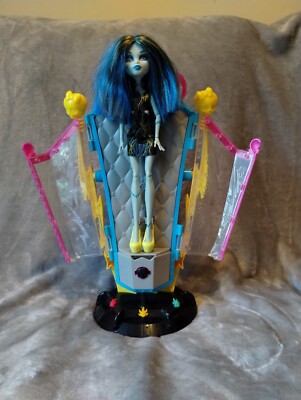 monster high freaky fusion frankie stein static playset | eBay