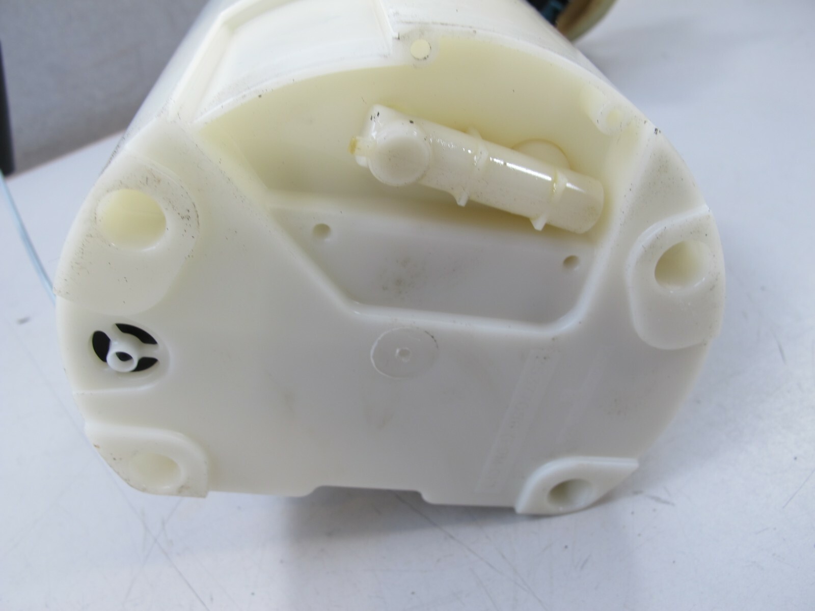 2009-2014 FORD F150 SUPERCAB TANK MOUNTED FUEL GAS PUMP ASSEMBLY AL34 ...